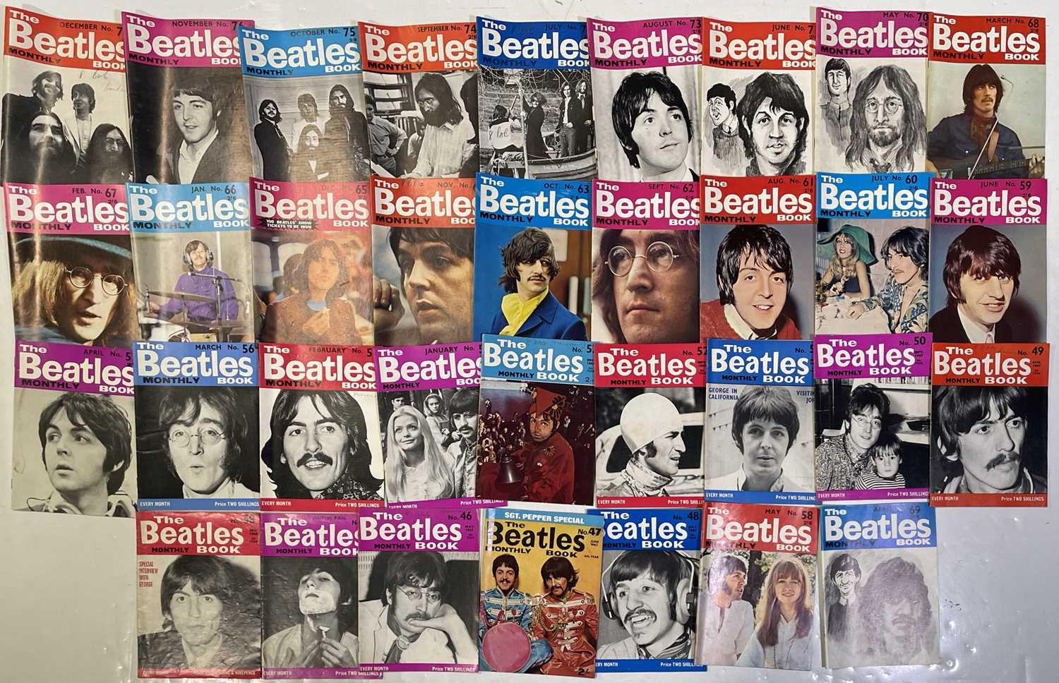 Lot 200 - THE BEATLES - COLLECTION OF MONTHLY