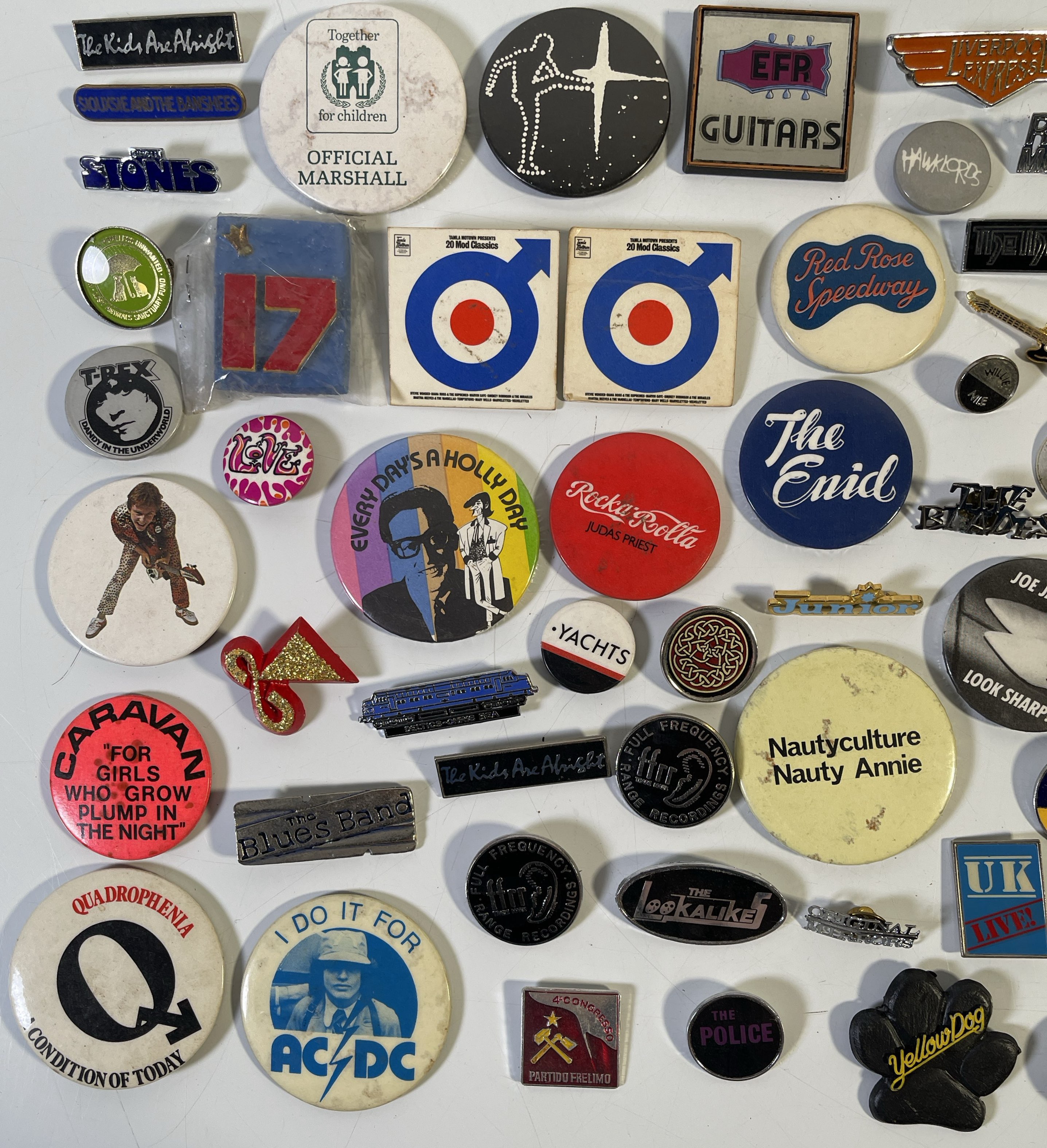 Lot 275 - 1970S AND 80S CLASSIC ROCK BADGES.
