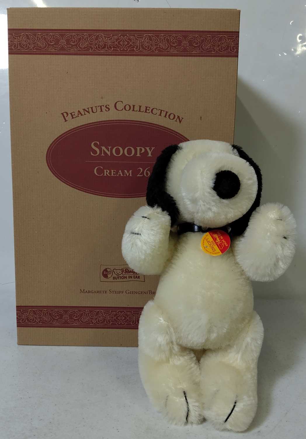Lot 84 - Steiff Snoopy Japan 1998