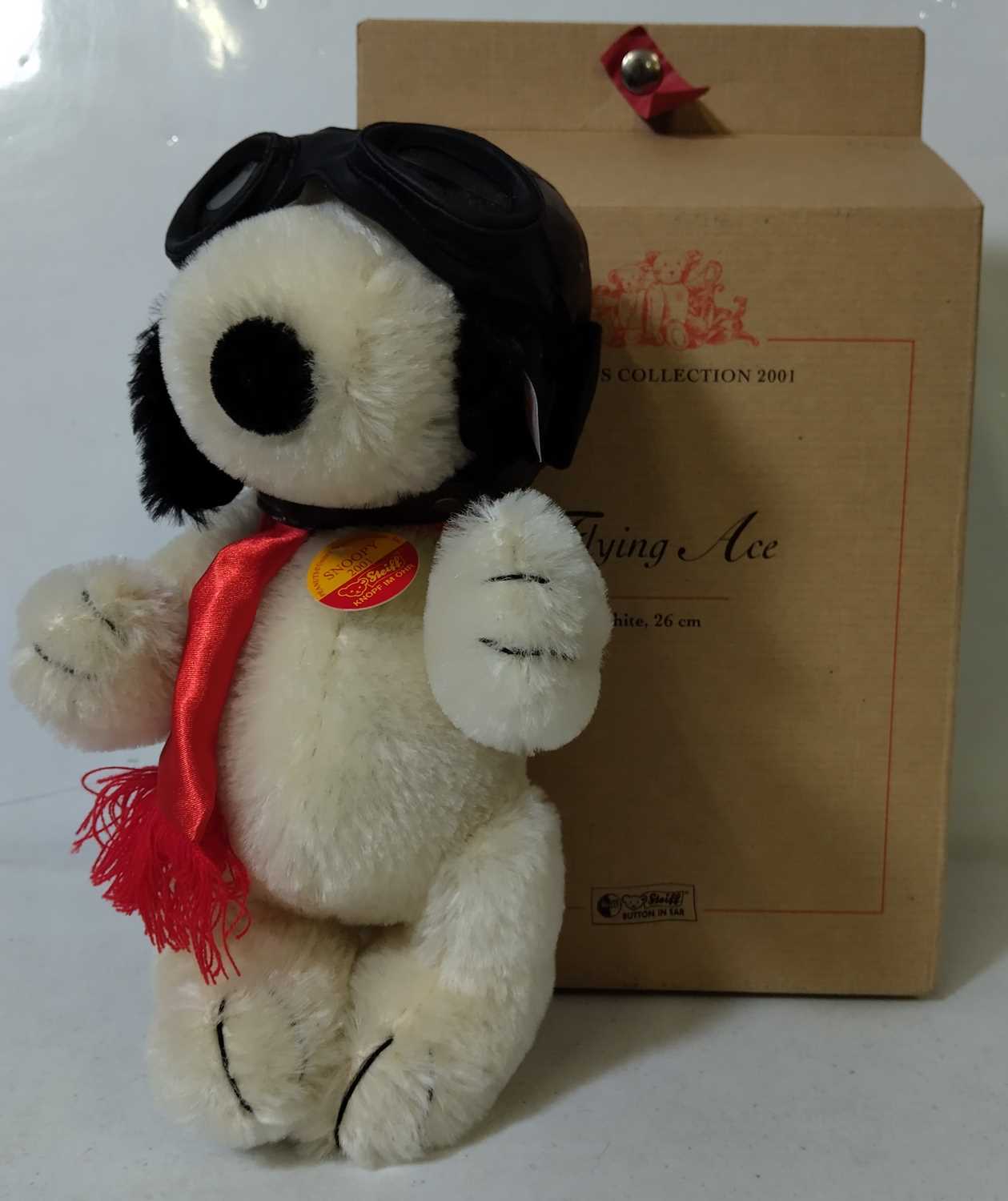 Lot 251 - Steiff Peanuts Collection "Flying Ace" White