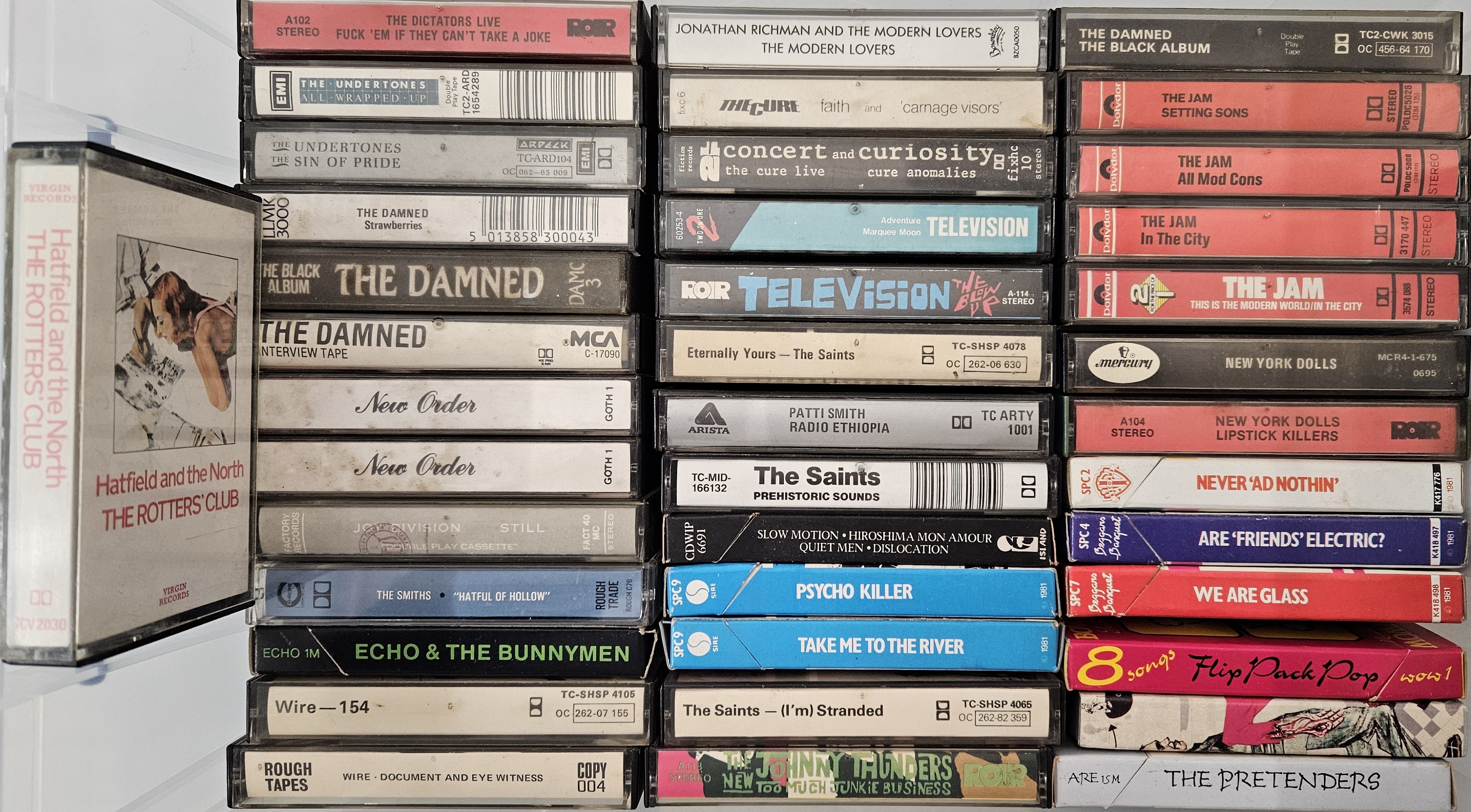 Lot 72 - PUNK AND INDIE CASSETTE COLLECTION