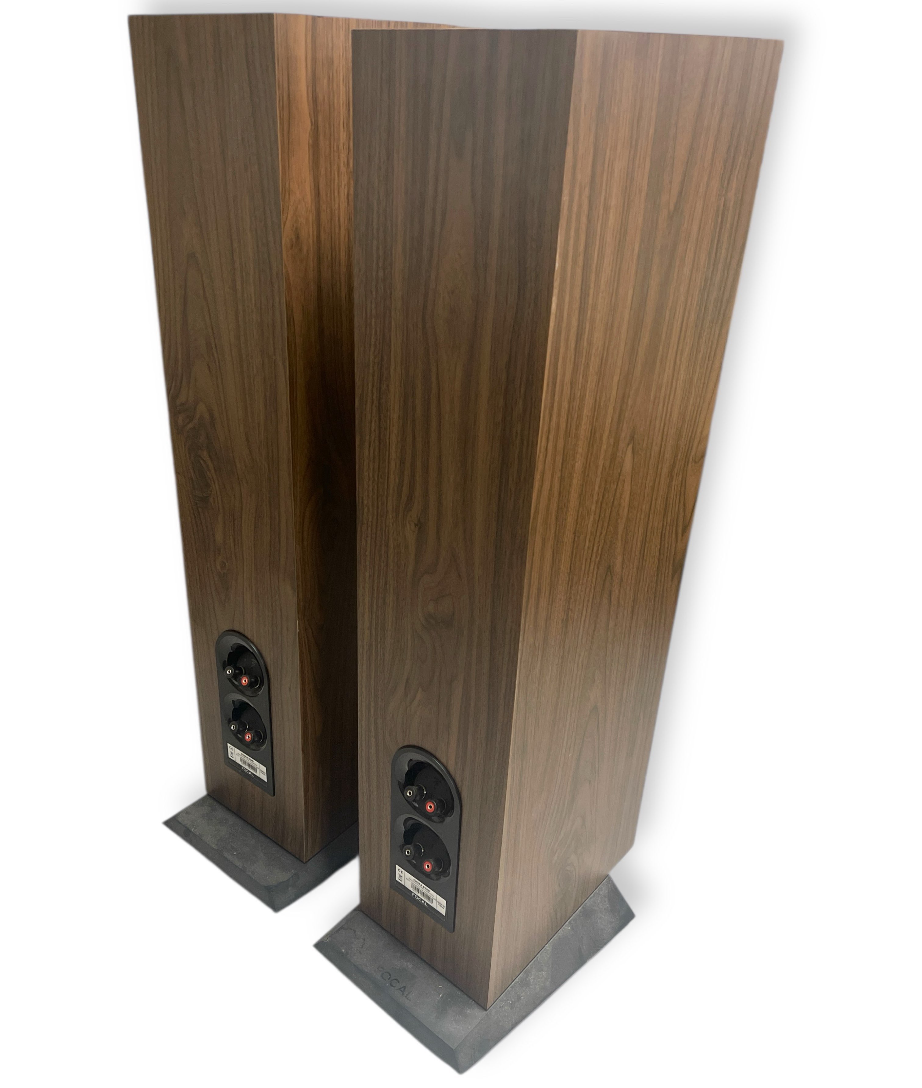 Lot 34 - FOCAL CHORA SPEAKER SYSTEM