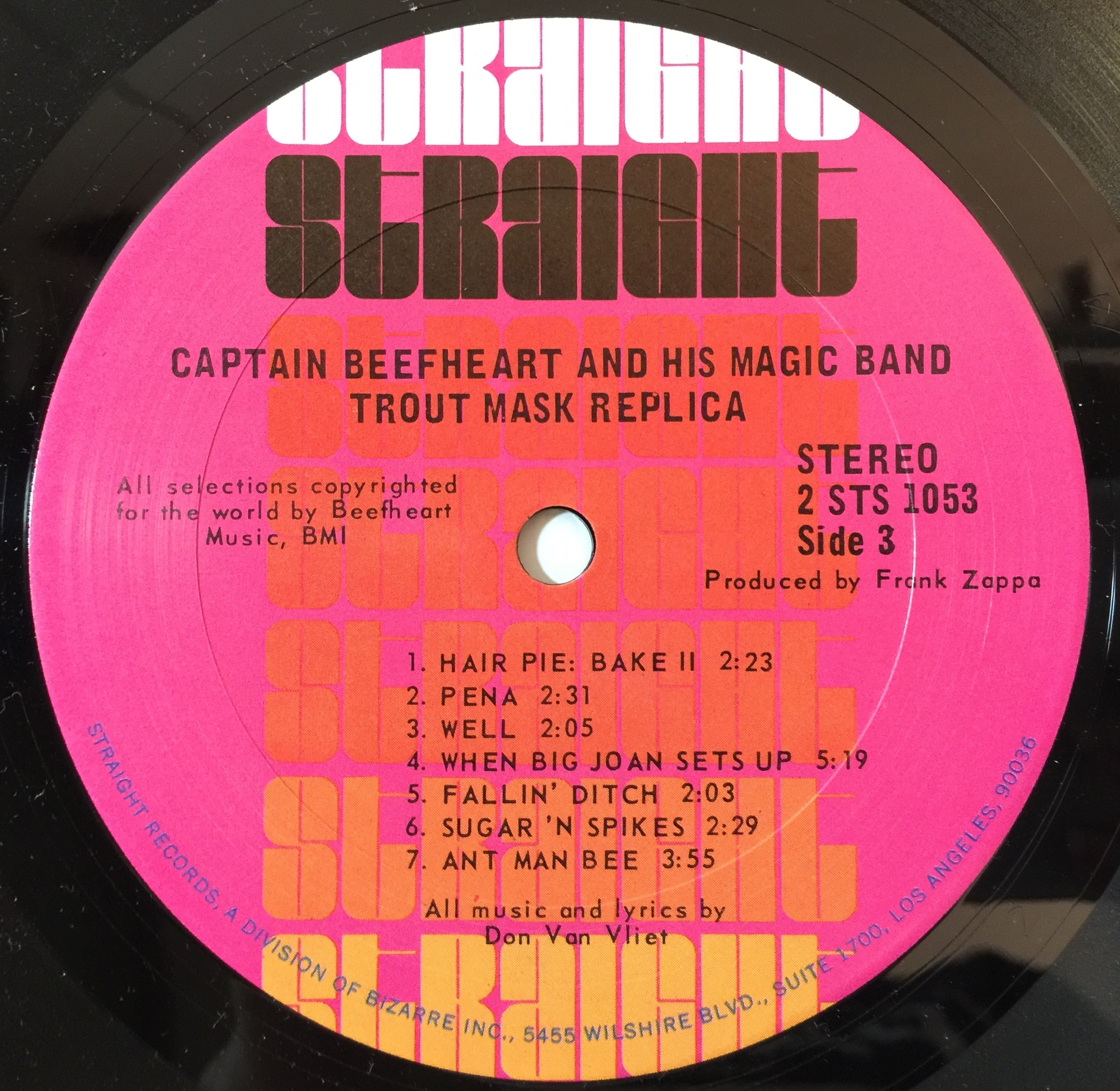 Lot 1169 - CAPTAIN BEEFHEART - TROUT MASK REPLICA LP