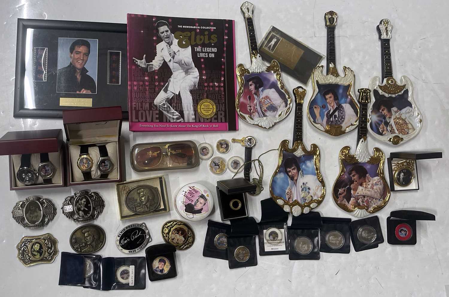 Lot 316 - ELVIS COLLECTABLES TO INC STERLING SILVER