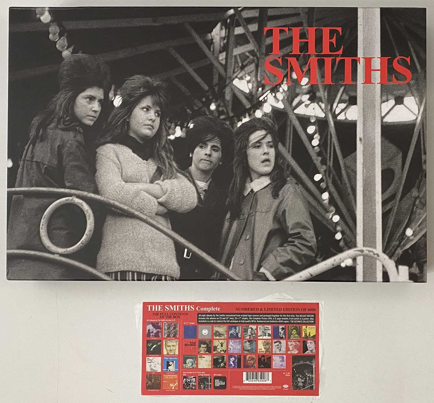 Lot 226 - THE SMITHS - COMPLETE BOX SET