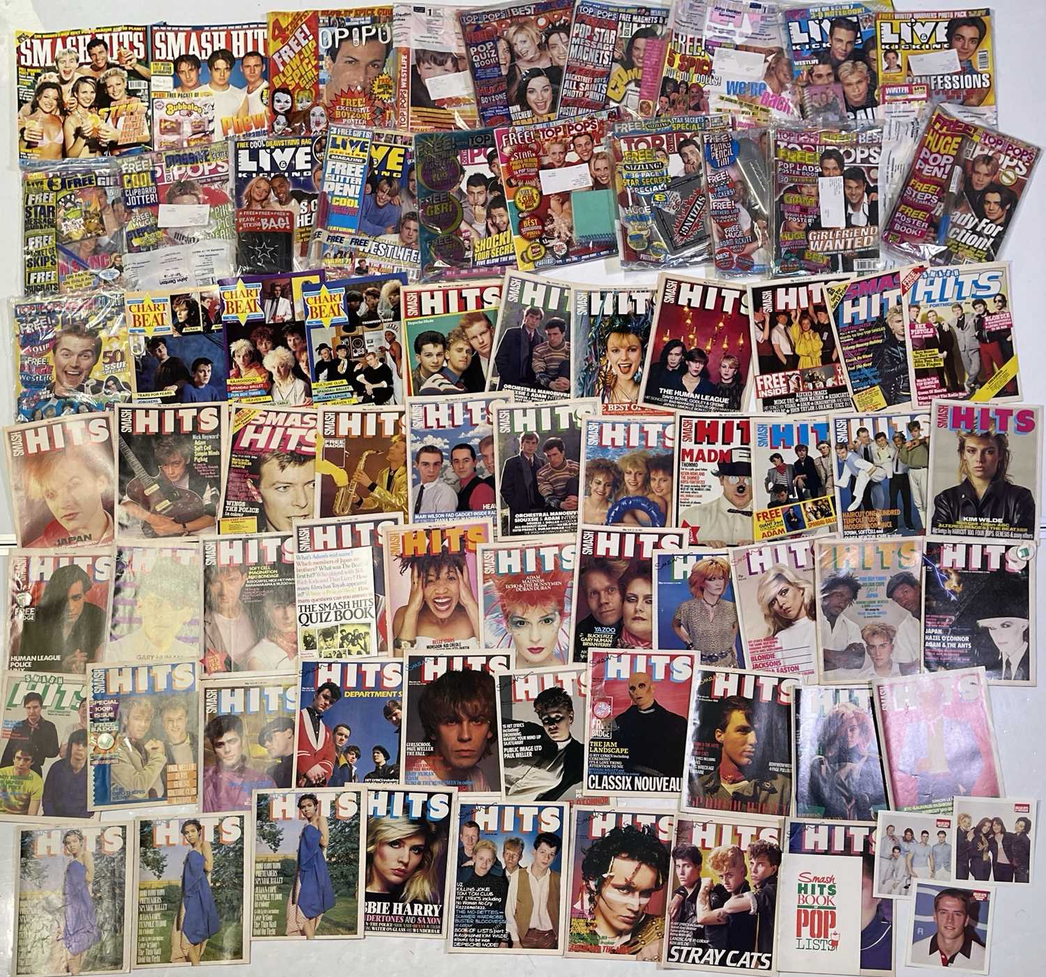 Lot 327 - JOHN'S MAGAZINES - SMASH HITS/POP MAGS.