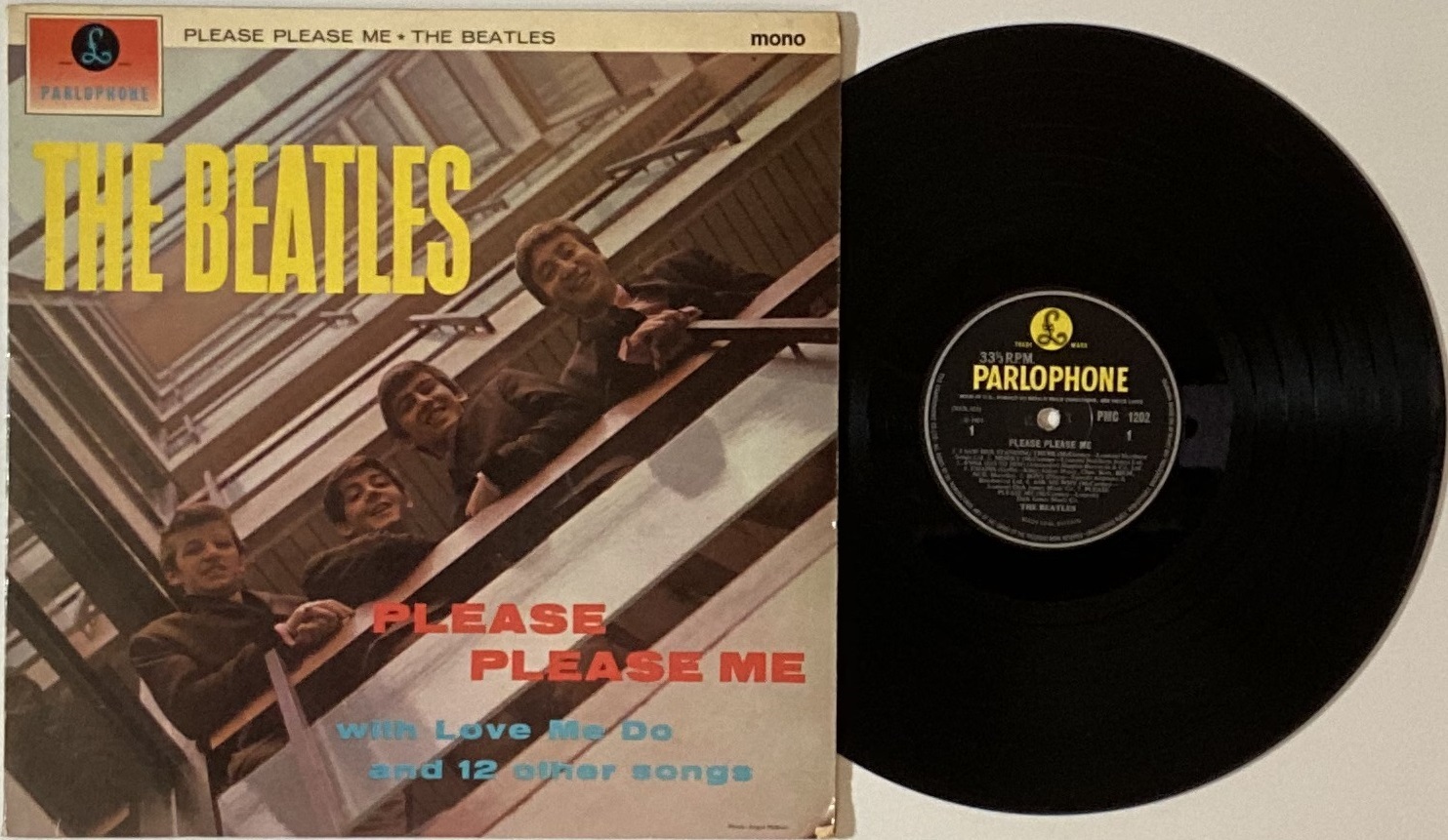 Lot 871 - THE BEATLES - PLEASE PLEASE ME LP COLLECTORS