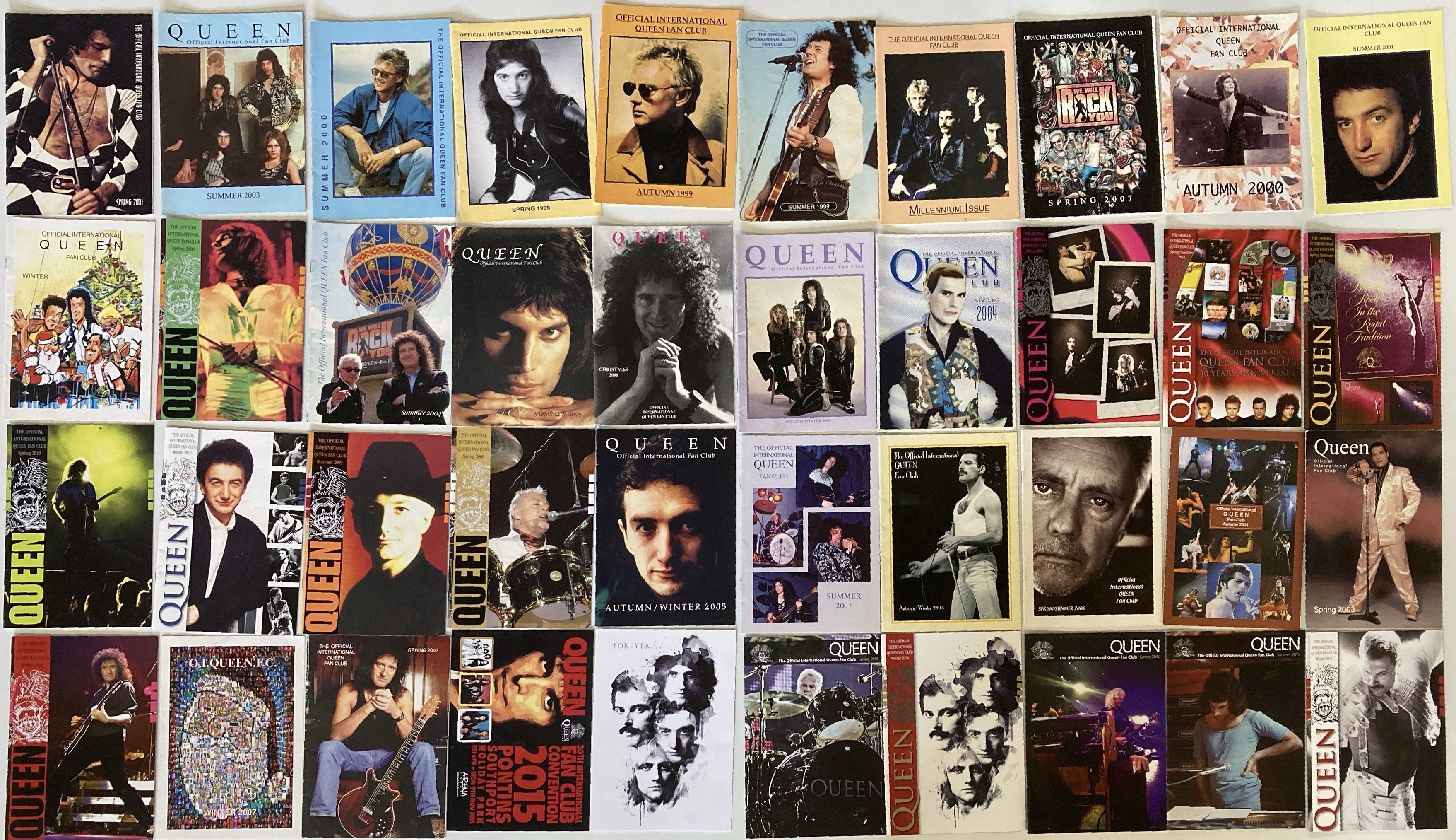 Lot 54 - QUEEN - PROGRAMMES, PRINTS AND FAN CLUB