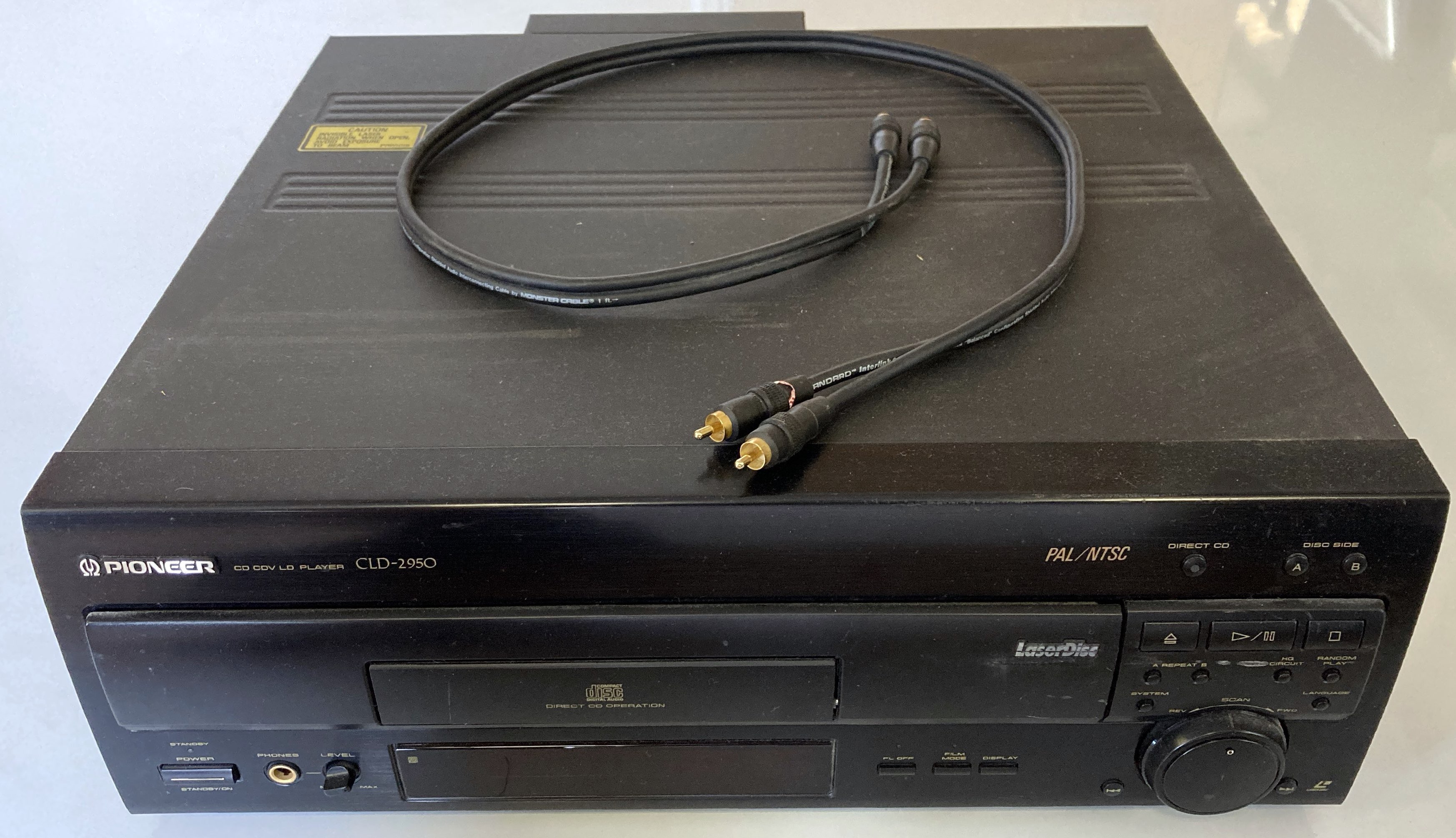 Lot 45 - PIONEER LASER DISC PLAYER AND LASER DISC